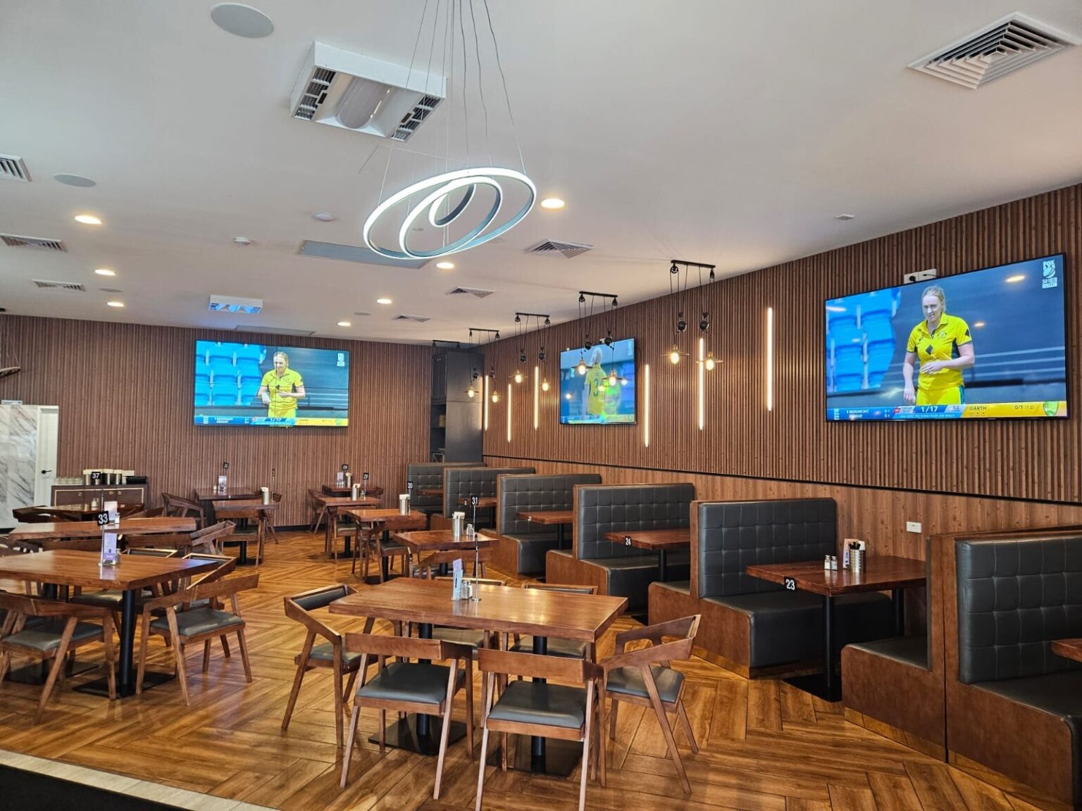 Gallery-Ascot - Aussie Ribs